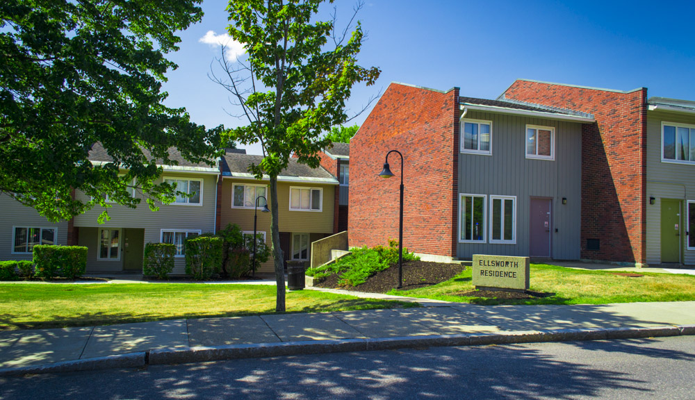 Living On Campus | Housing & Dining | The Student Experience | WPI