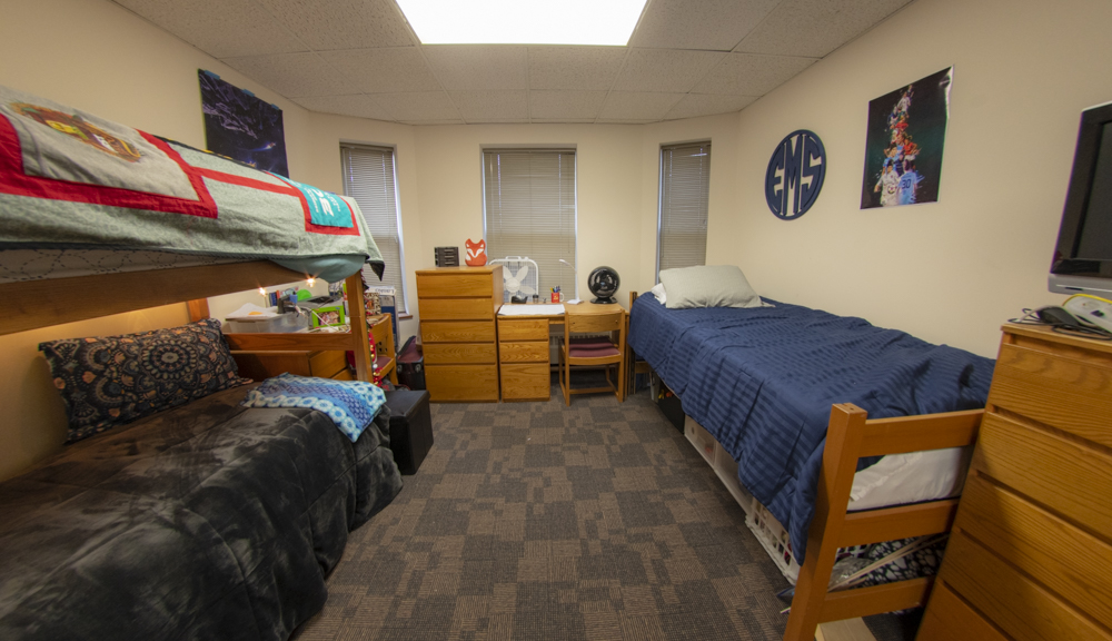 Institute Hall | Locations | About | WPI