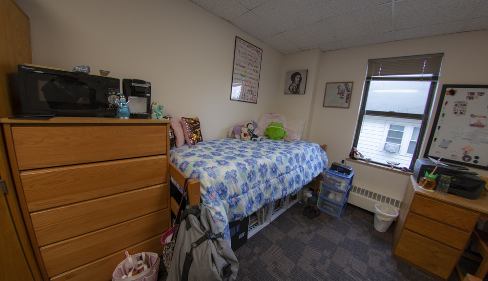 Institute Hall | Locations | About | WPI