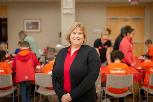Community Spotlight: Sue (Giroux) Sontgerath '88
